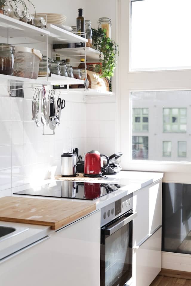 7 Tips For a Smooth Small Kitchen Renovation – Brunson Construction Blog